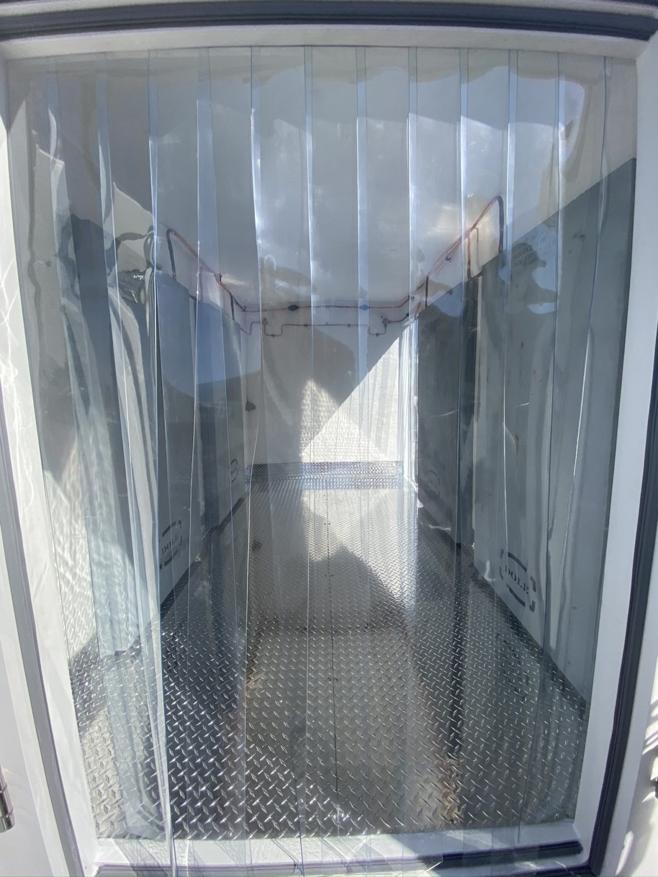 11' Trailer | E-Z Tow Self-Contained Trailers | Jack Frost Freezers